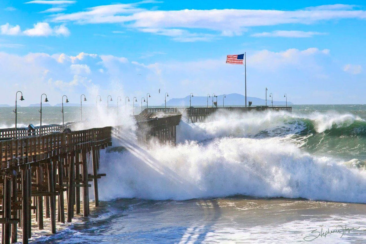 Storm Swell 2015 - Ocean Waves Breaking Over Pier, Ventura, CA ...